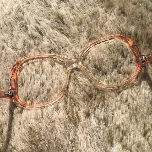 American Vintage | Accessories | 98s Modern Misty Translucent Peach ...